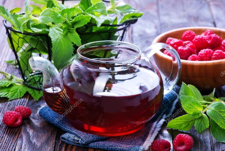 5 Ways Raspberry Leaf Tea Can Help During Pregnancy